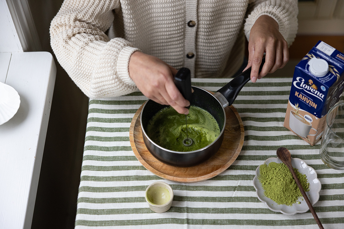 Matcha latten valmistus kotona - elovena.fi